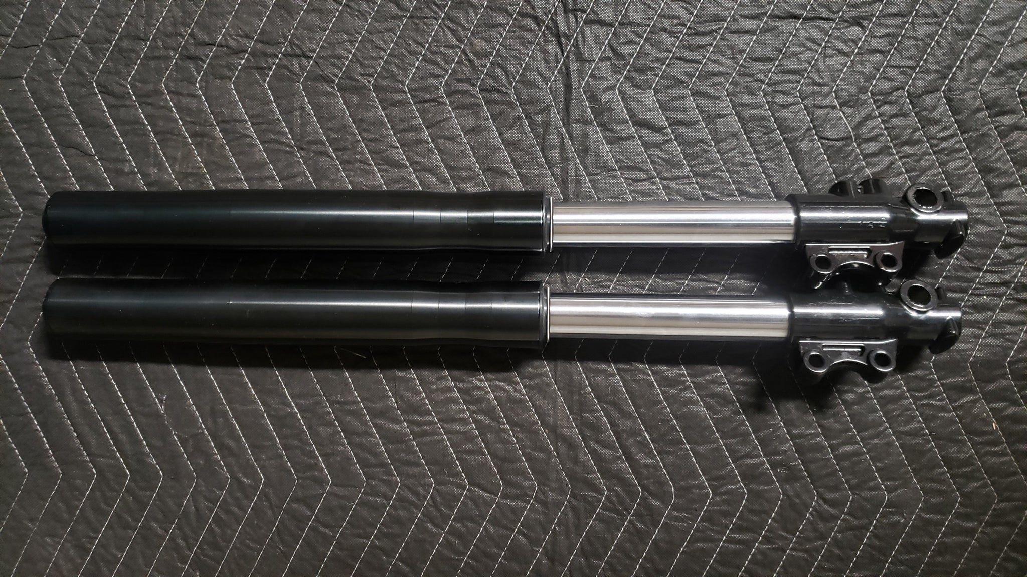 600mm inverted forks – LokoAtc70